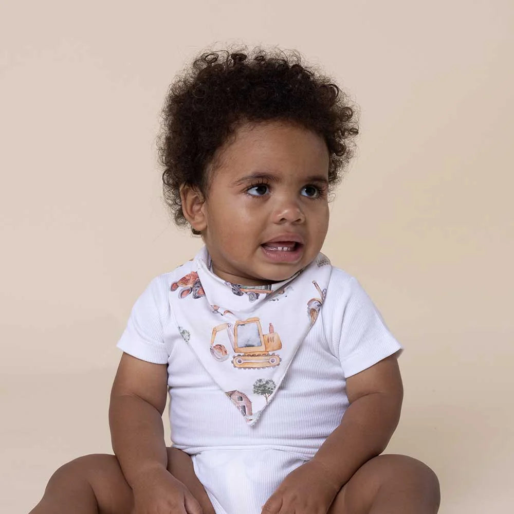 Diggers & Tractors Organic Dribble Bib – Incy Wincy Kids